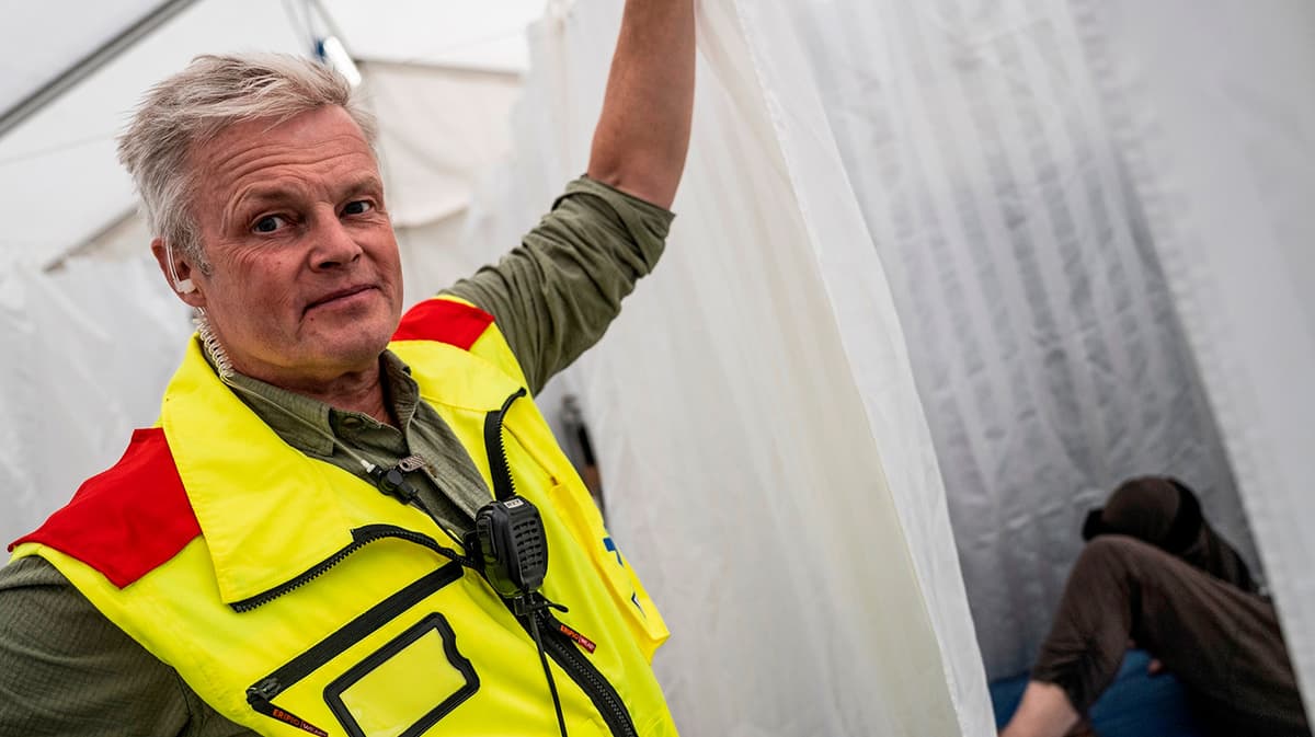 »Han kaster over en liter blod op. Nu skal det gå lidt stærkt ...